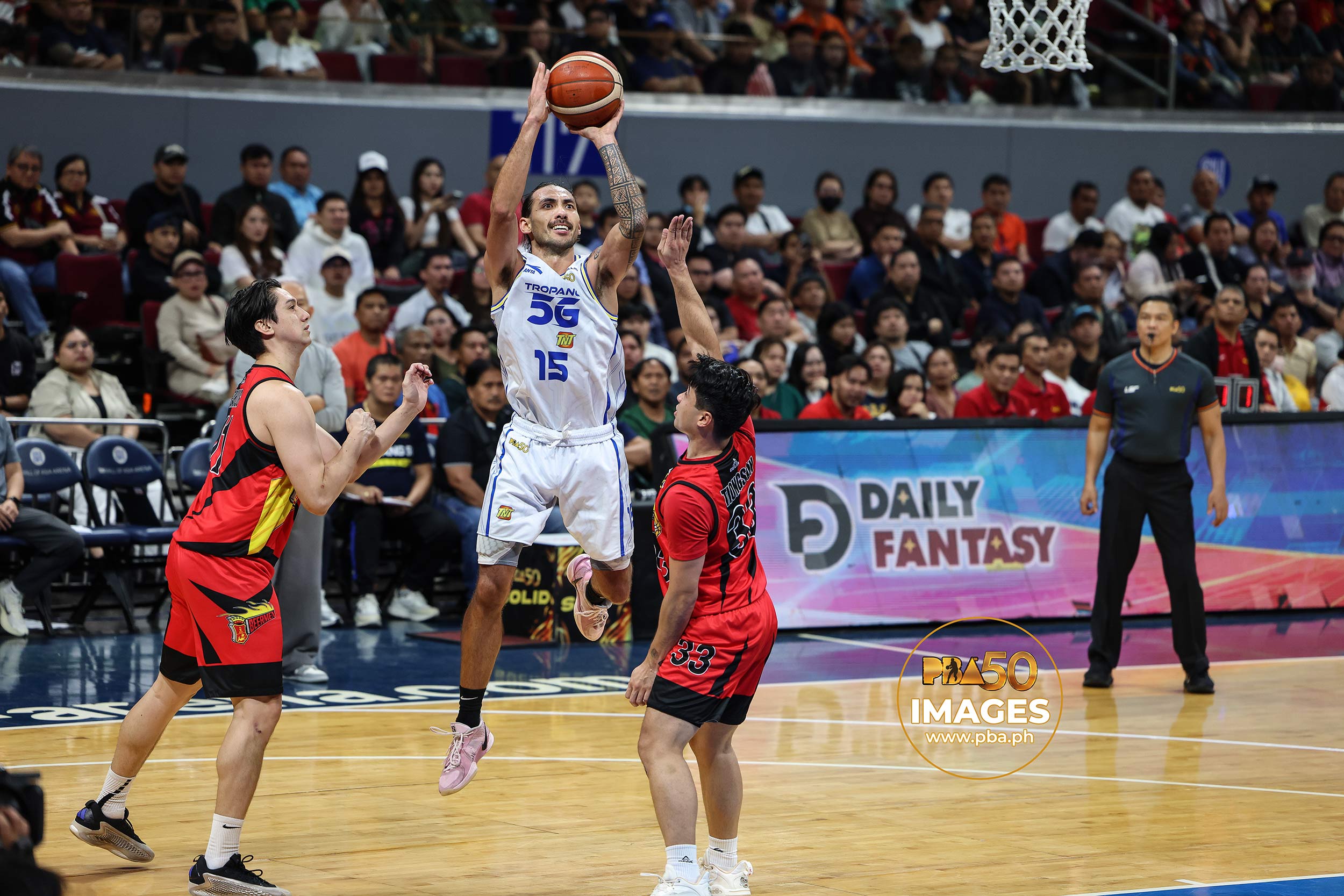 AFTER 1ST QTR: TNT leads SMB 29-19 in Game 5 - Alta Sports | Alta Sports