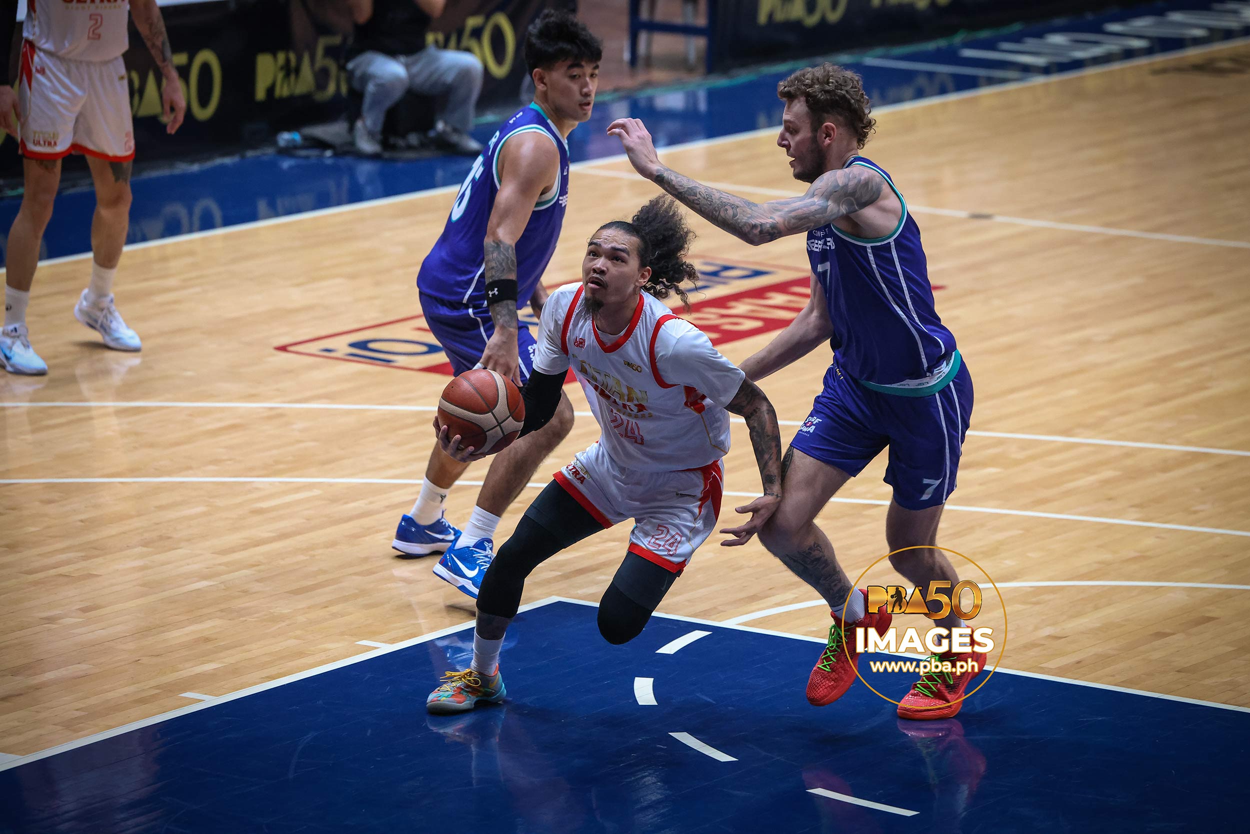 Pineda praises Capacio's defensive help after Converge halts losing ...